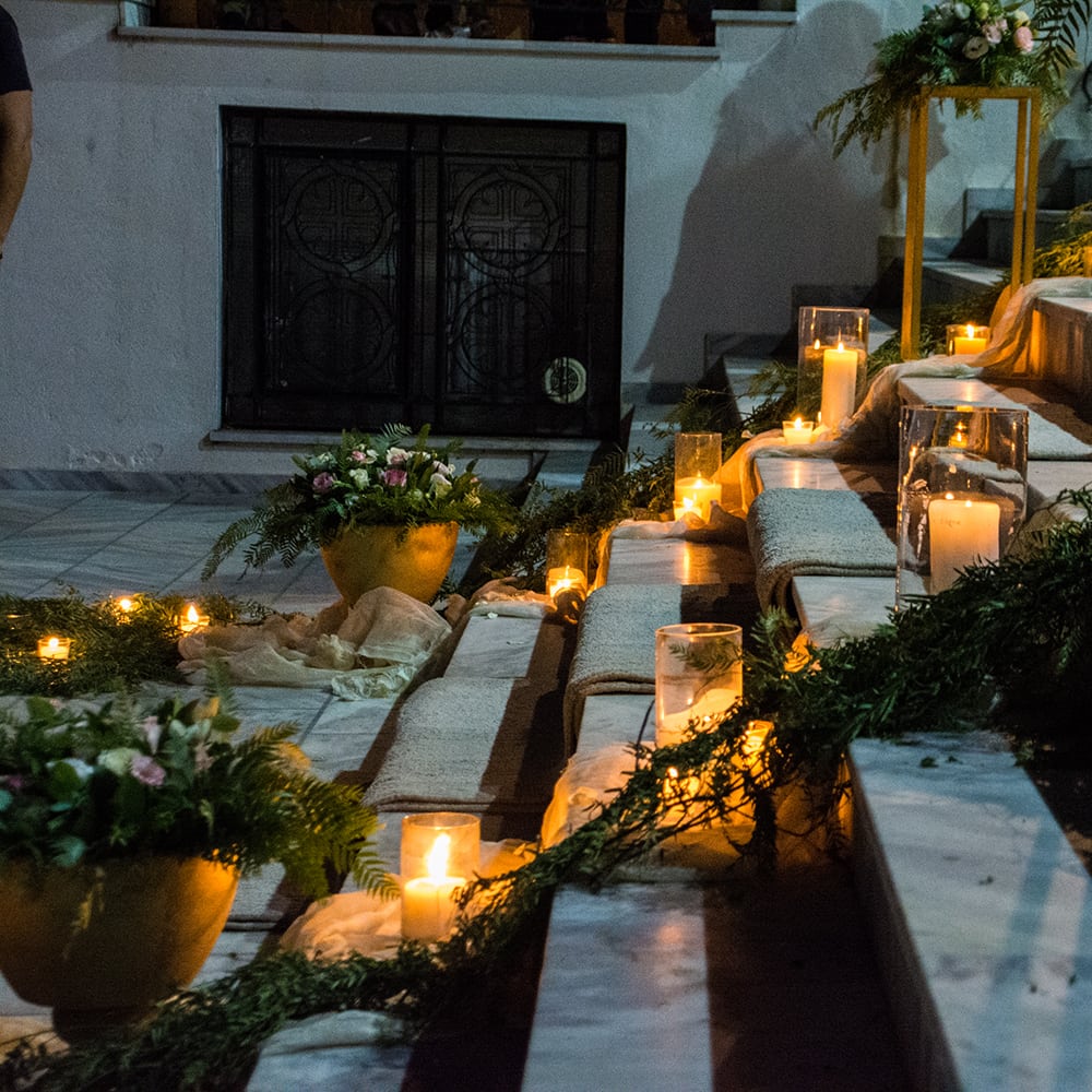 Ο στολισμός γάμου του Παναγιώτη και της Έφης